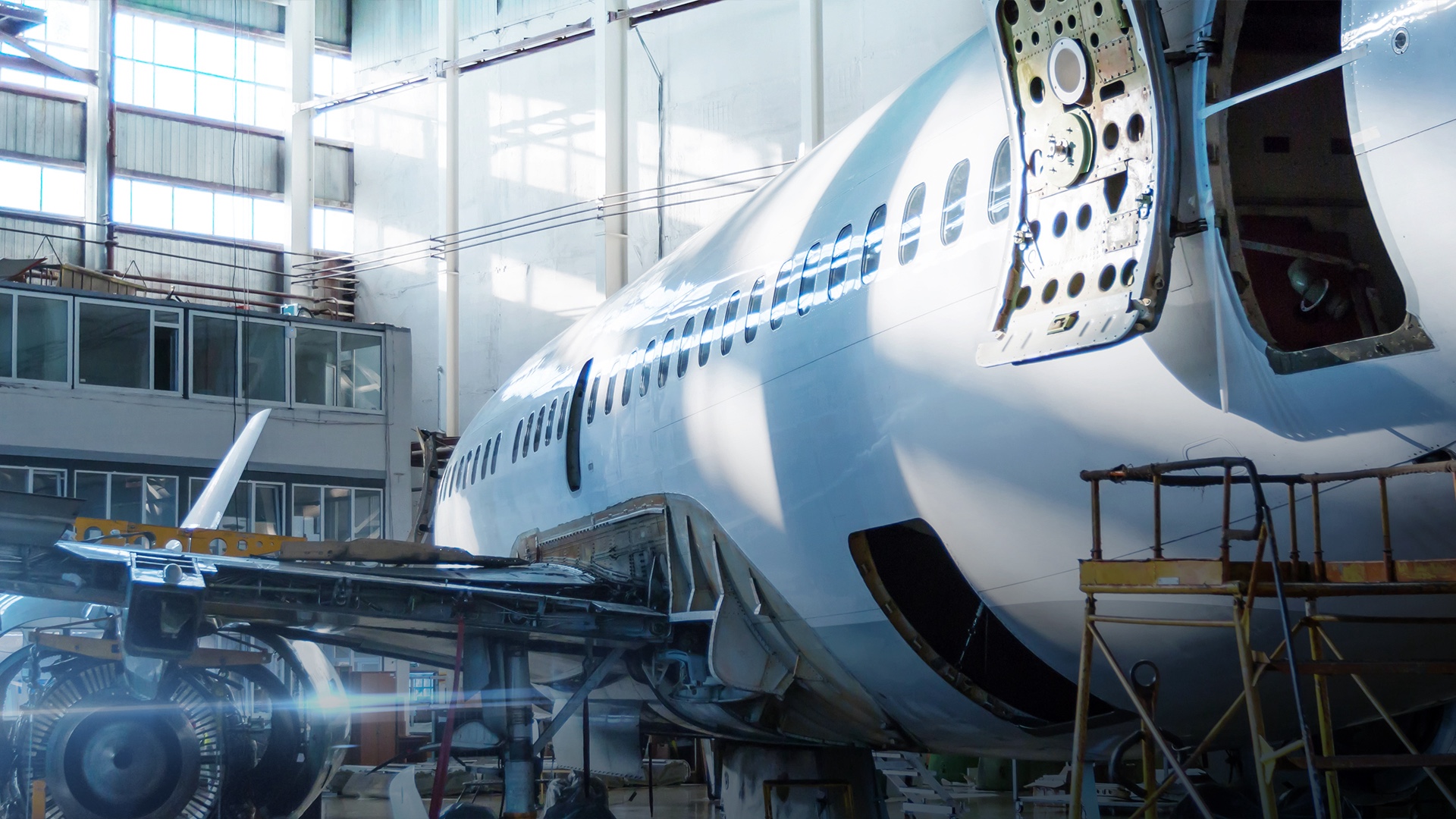 NDT Surface Inspection for Aircraft MRO