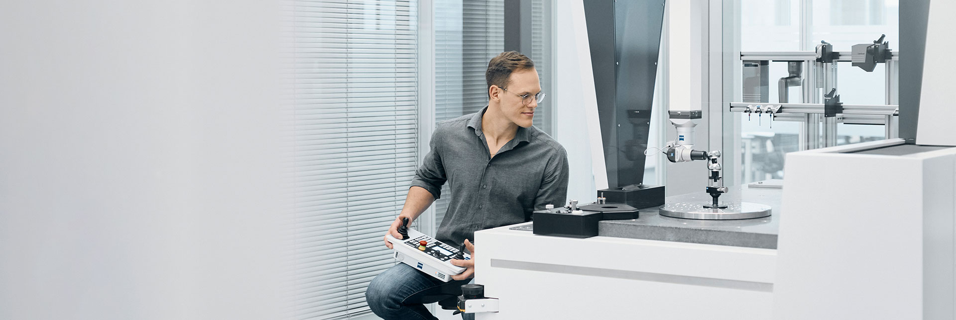 Multisensor coordinate measuring machines from ZEISS