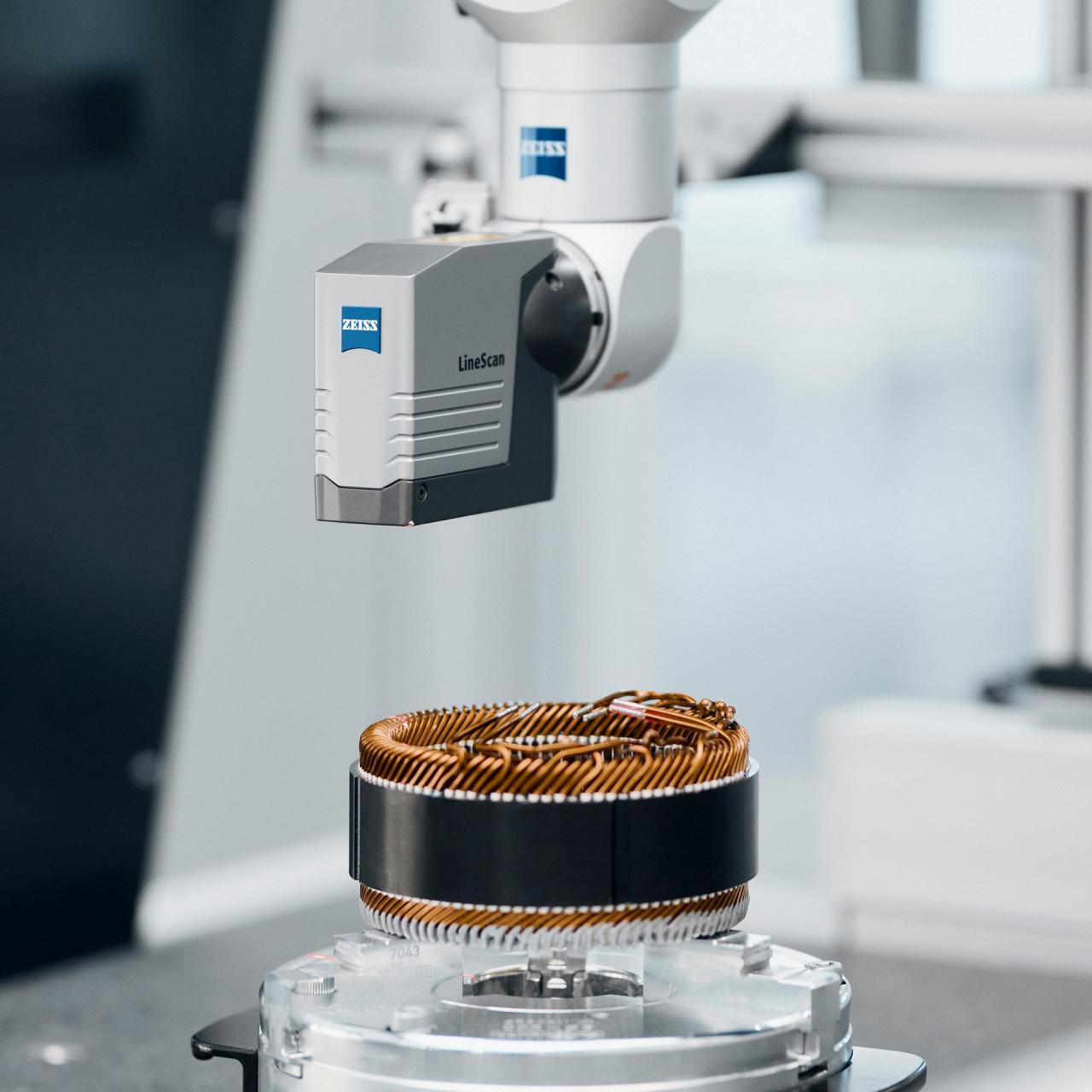 LineScan: Capture Surface Forms with Point Clouds | ZEISS