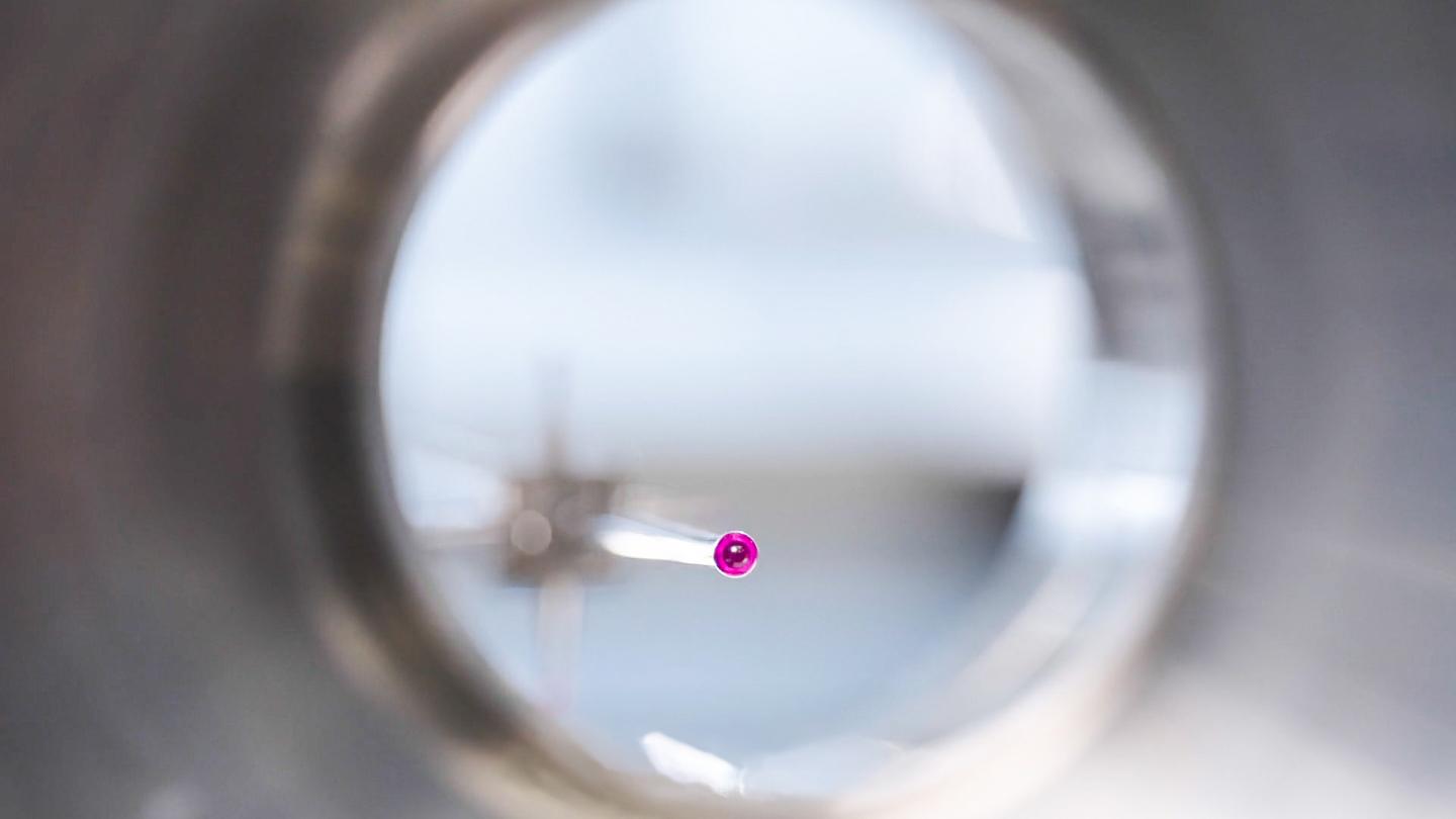 ZEISS ScanBox 4105 for eMotors: Efficient quality assurance in the ...