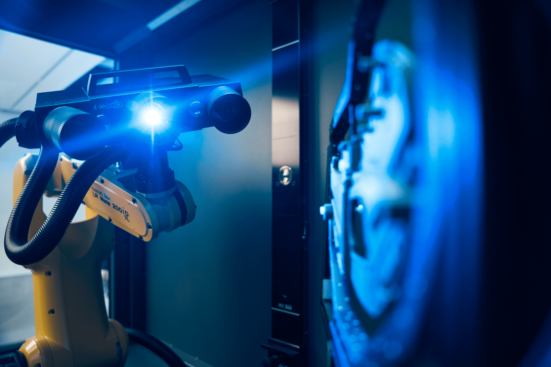 What You Should Know About White Light vs Blue Light 3D Scanning ...