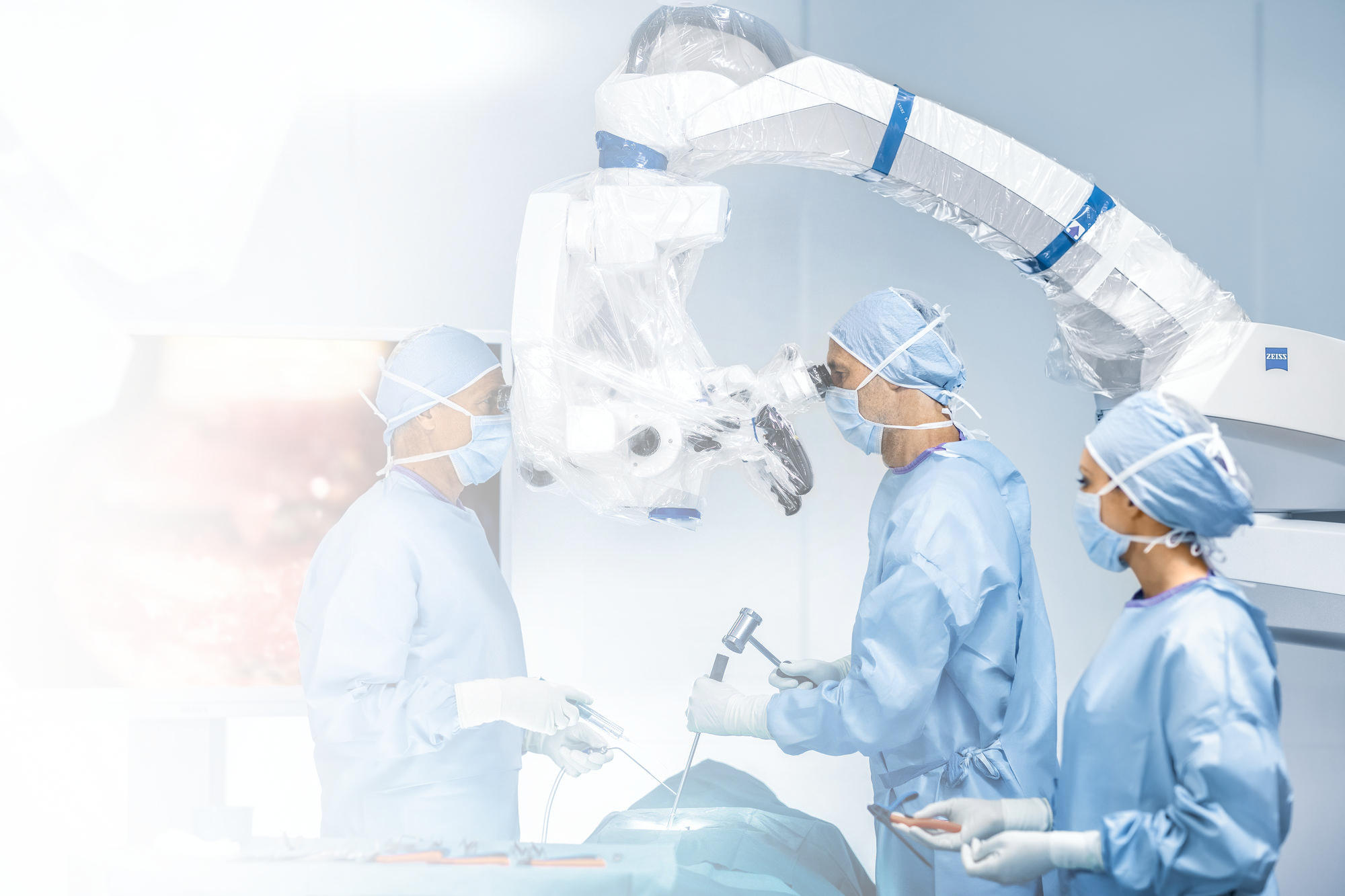 Spine surgery – ZEISS Medical Technology