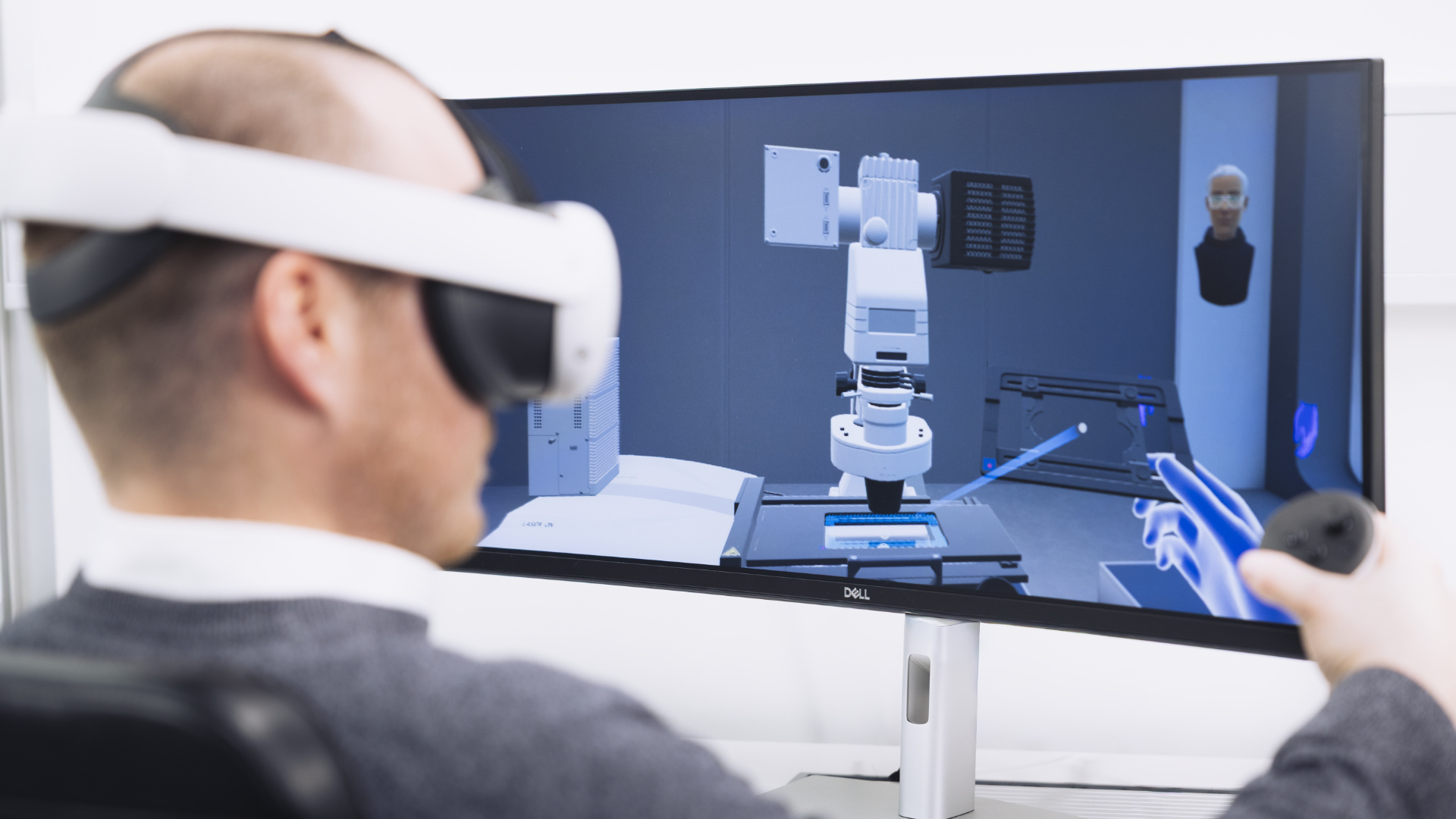 ZEISS launches new microscopy training program featuring VR technology
