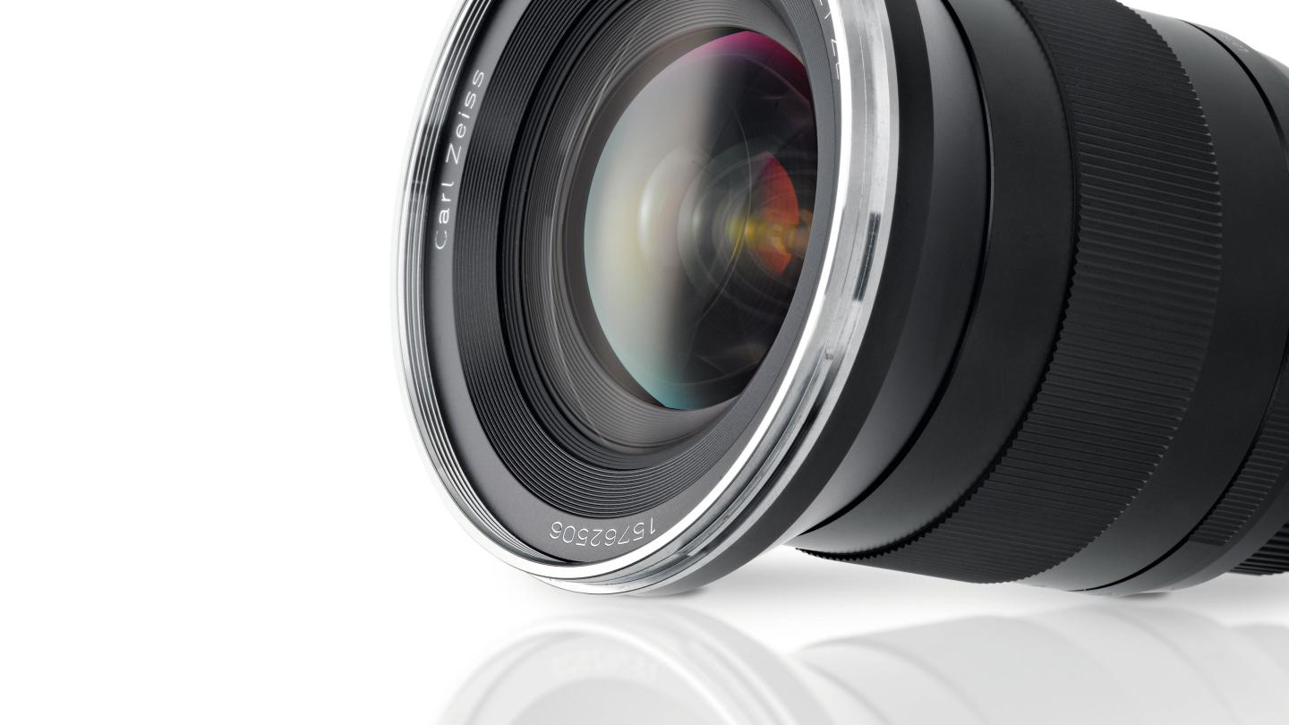 ZEISS Classic Lenses | Proven optical design in a sturdy metal housing.