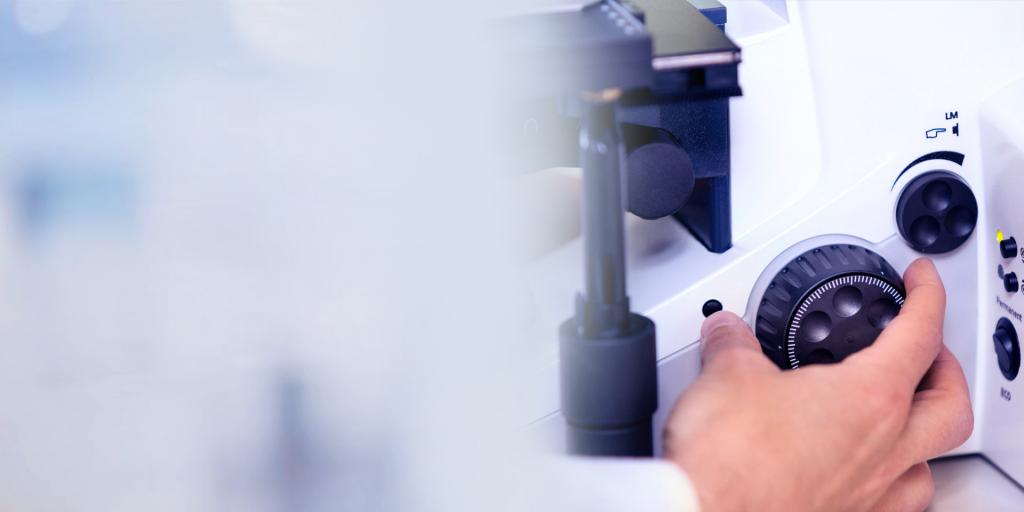 ZEISS Axiolab 5 smart microscope for easy digital documentation