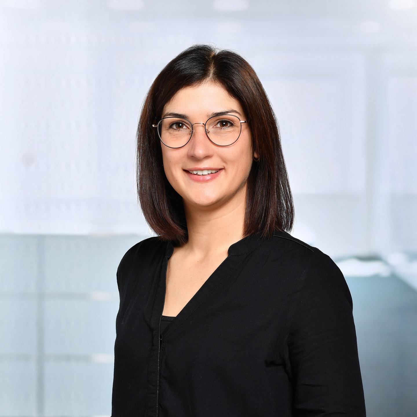 How to find the right sports glasses