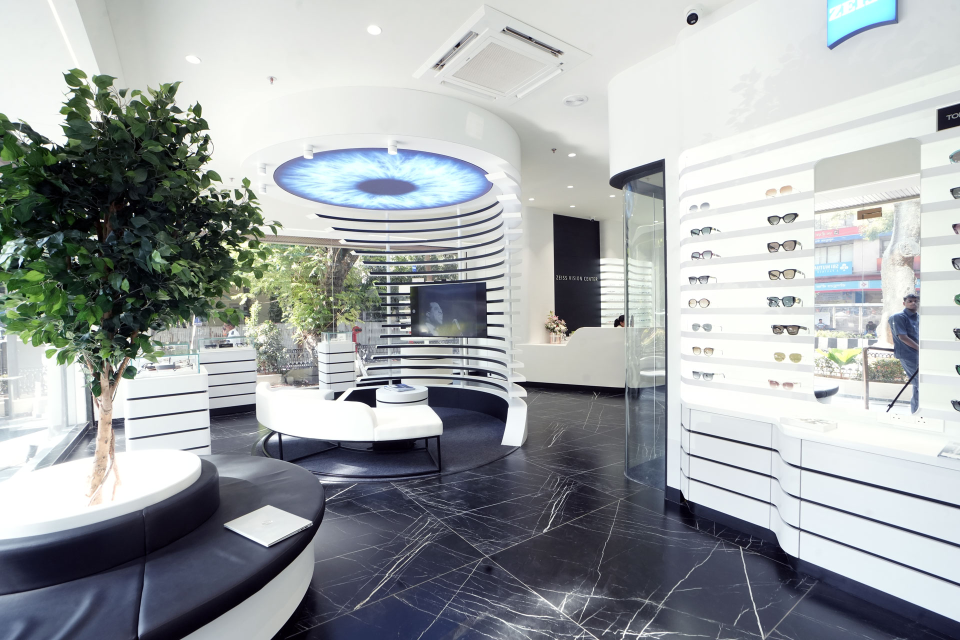 ZEISS VISION CENTER Chembur by Techoptix