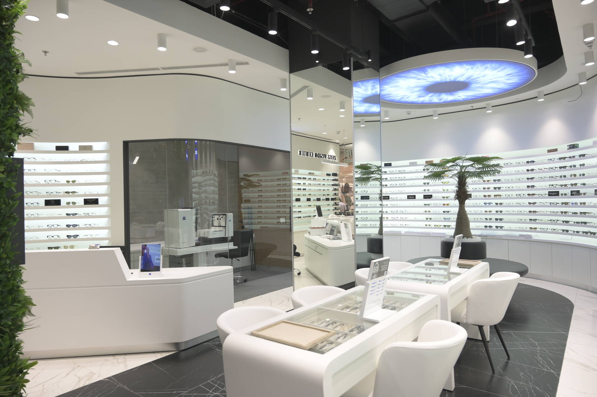 ZEISS VISION CENTER Palladium – by Techoptix
